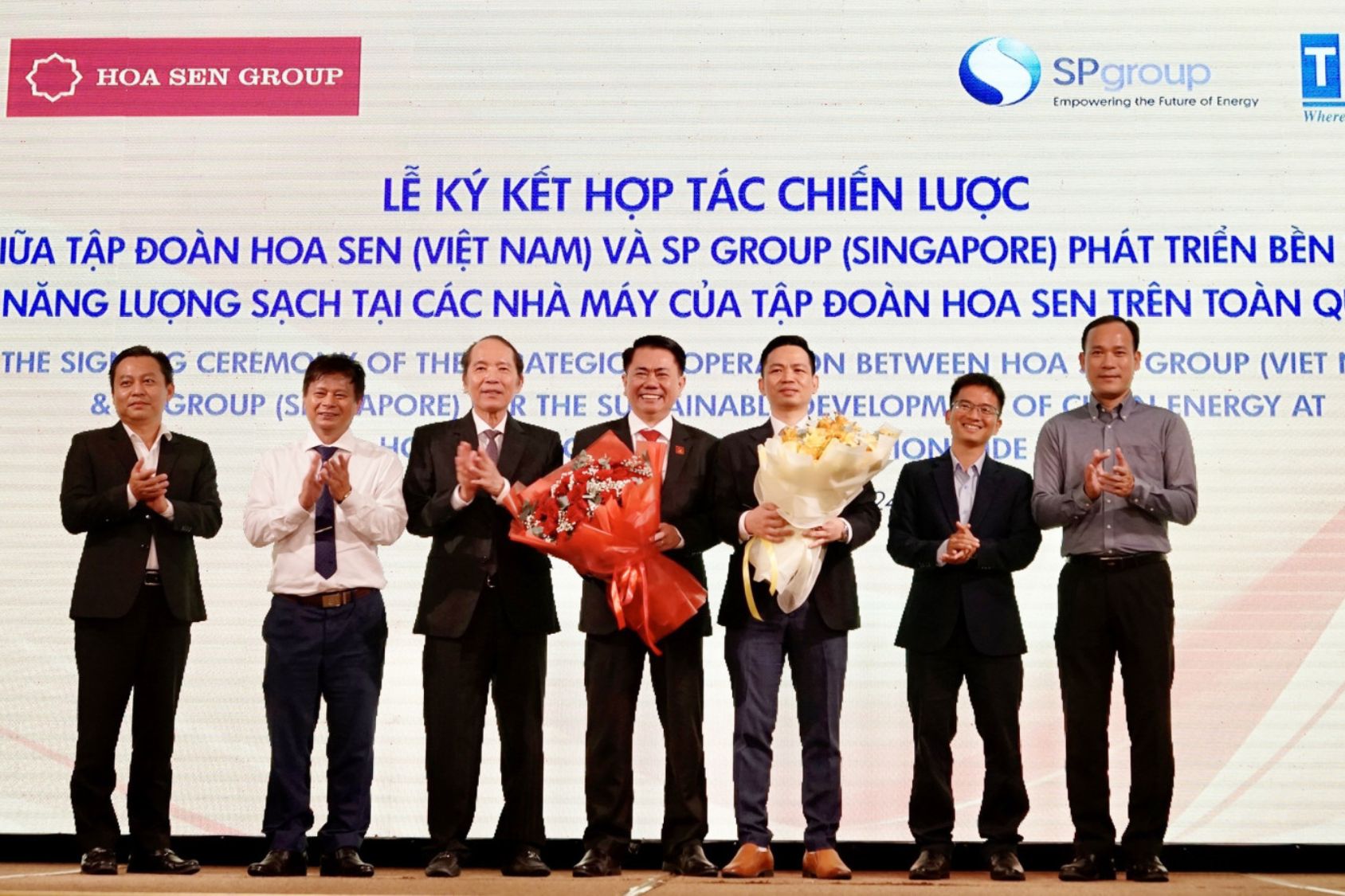 THE SIGNING CEREMONY OF THE STRATEGIC COOPERATION BETWEEN HOA SEN GROUP (VIETNAM) AND SP GROUP ...
